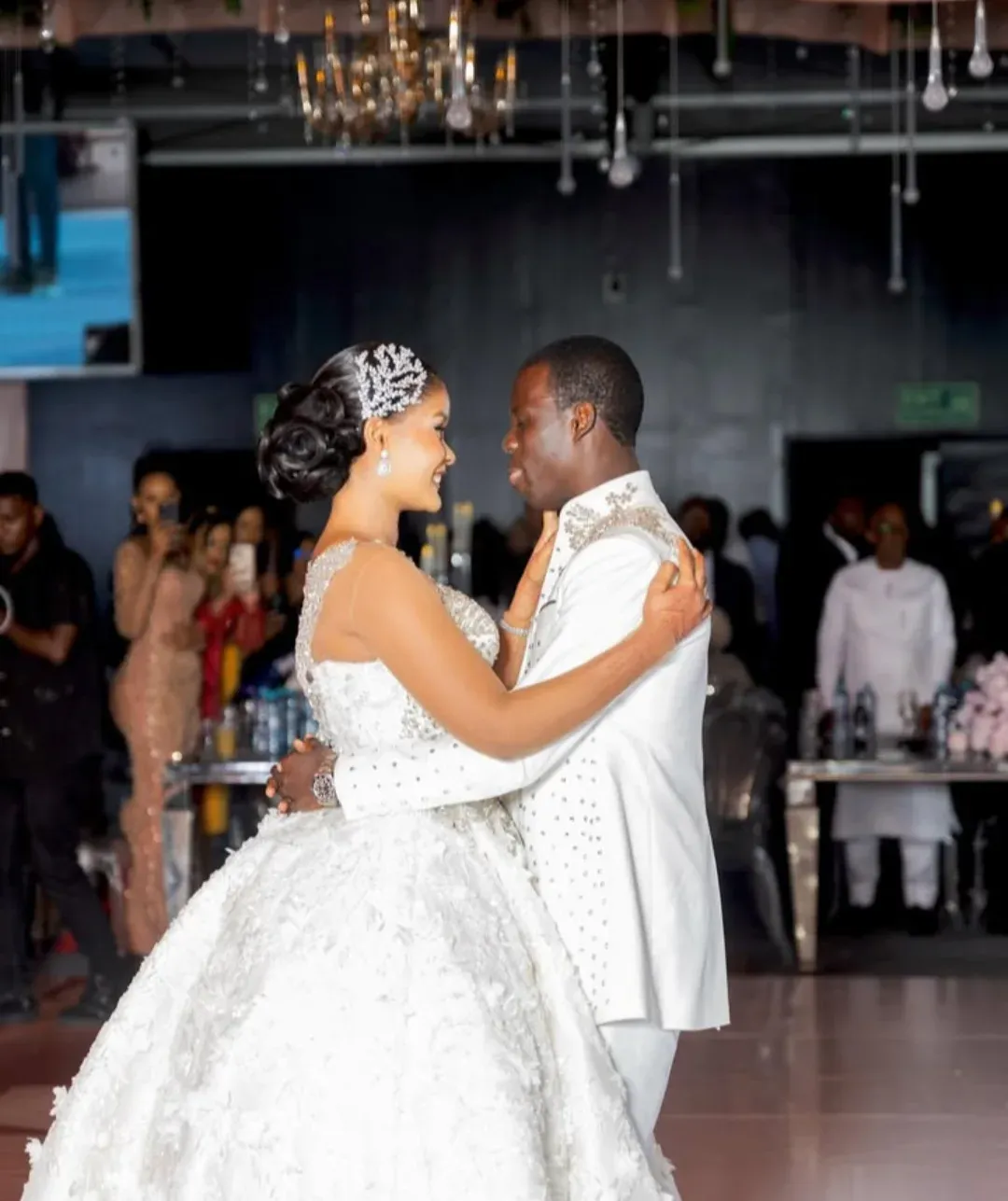 Why Wema Sepetu's Dress at Hamisa Mobetto's wedding Has Fans Talking