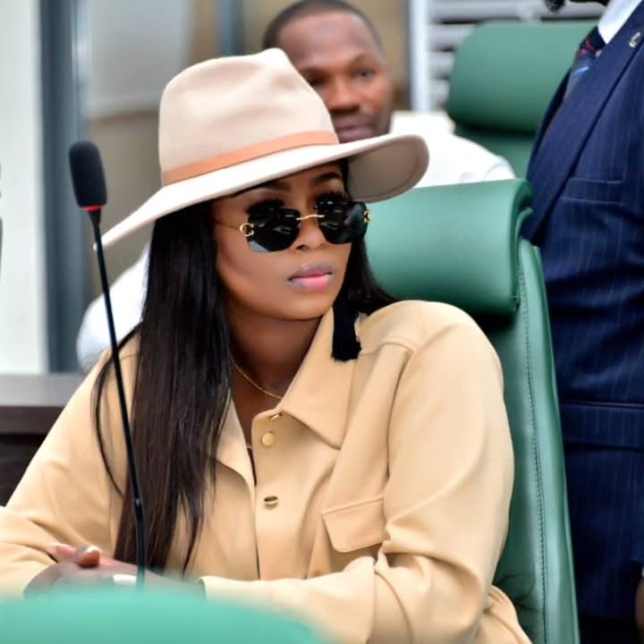 Get to Know Nigerian Singer 2baba's Girlfriend