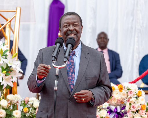 Mudavadi pays tribute to Mzee Lumati at Kakamega burial