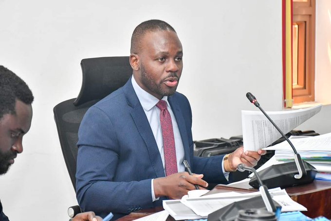 Senator Kajwang demands answers on missing suspects arrested alongside ...