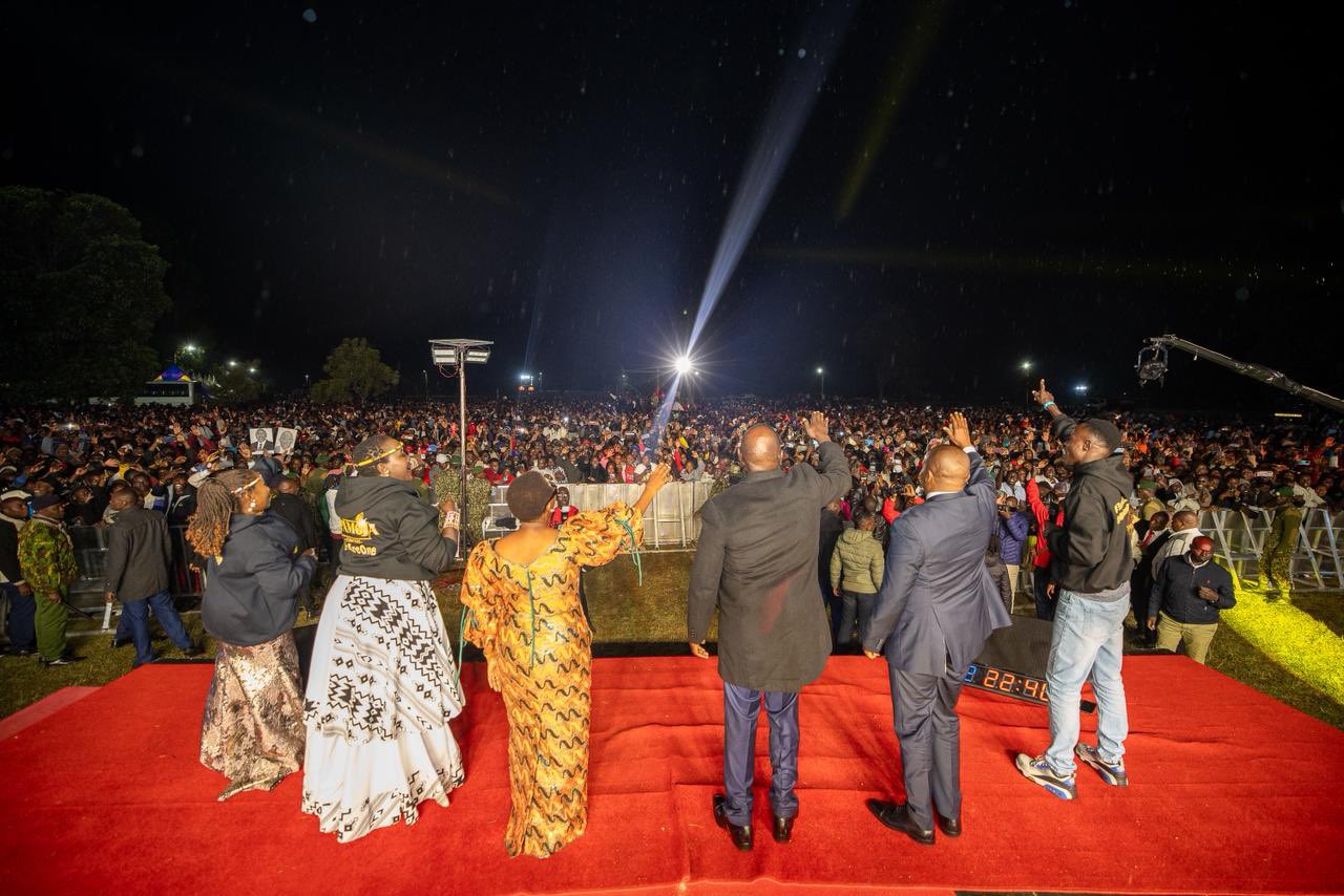 [PHOTOS] Ruto joins Kenyans on New Year’s Eve