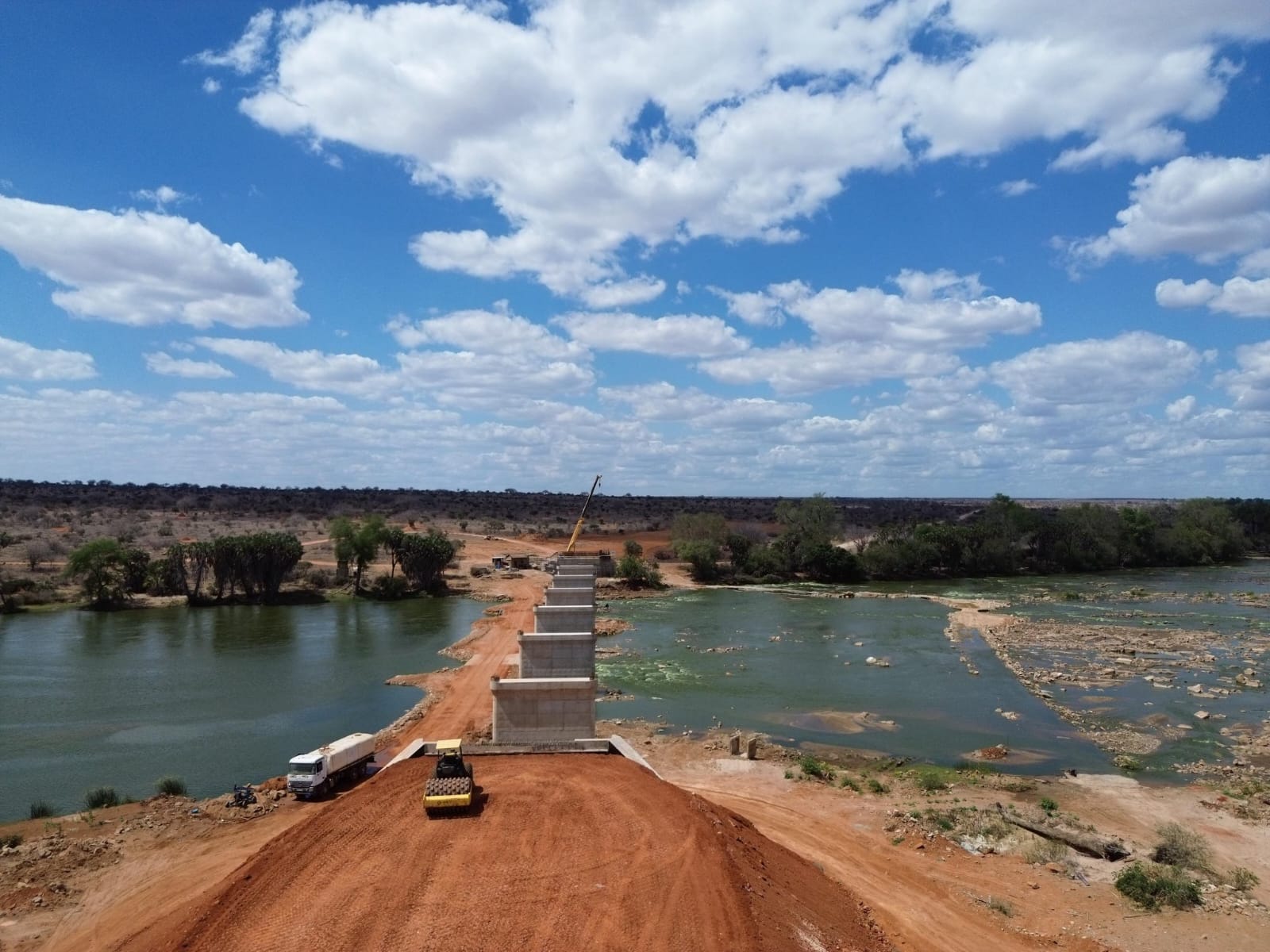 PHOTOS: Galana Kulalu Bridge takes shape between Kilifi and Tana River