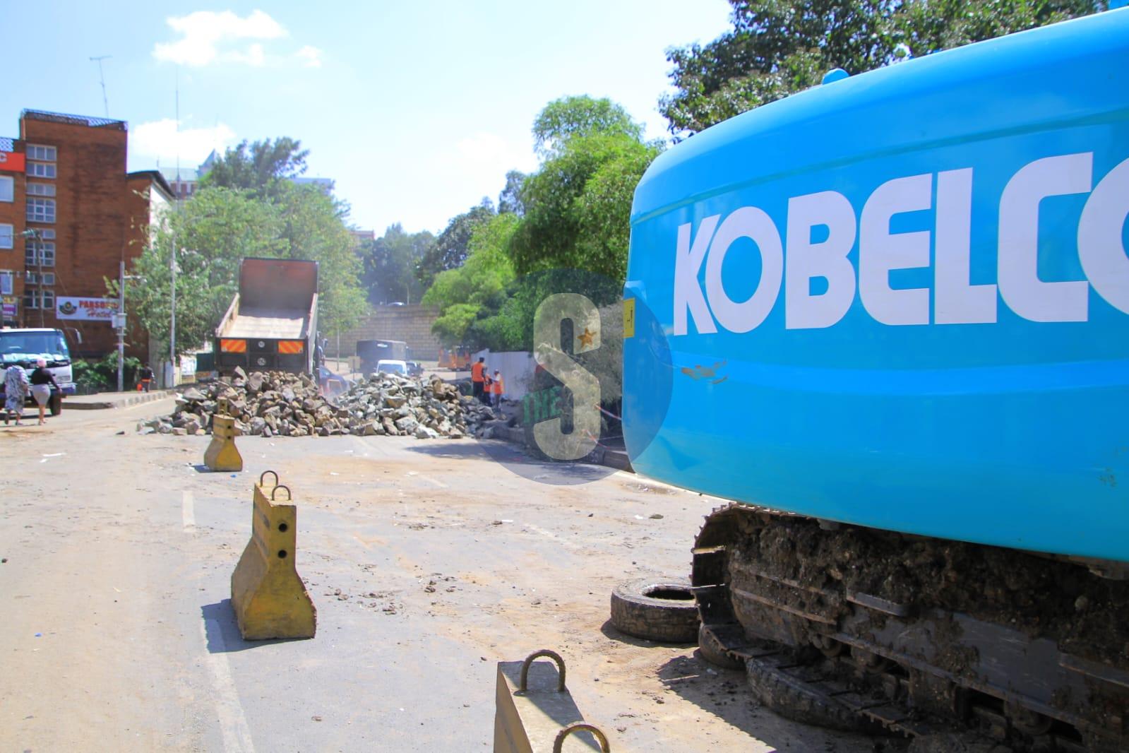 [PHOTOS] Repairs at Globe Roundabout as Kenya Power removes damaged cables